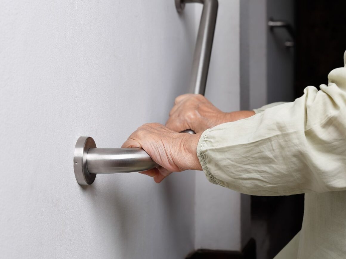 Innovative Designs in Handrail Hardware for Sleek and Functional Spaces ...